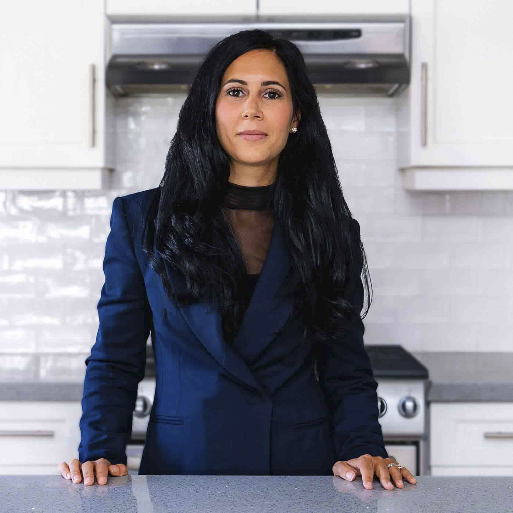 Andrea Mendes: Collingwood Real Estate Agent | 2026 Market Expert